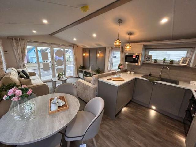 2 Bedroom Mobile Home