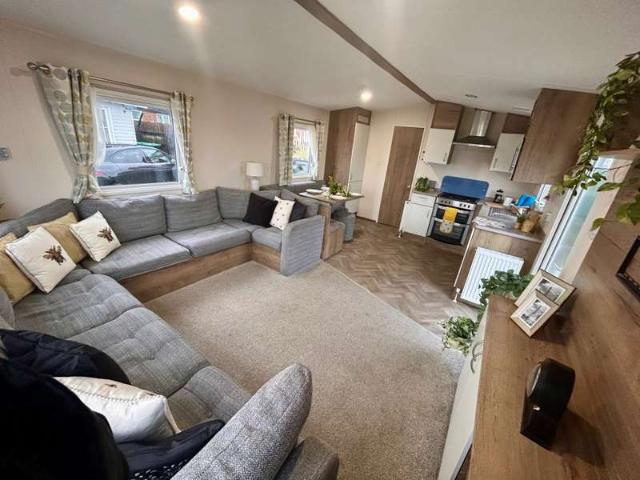 2 Bedroom Mobile Home