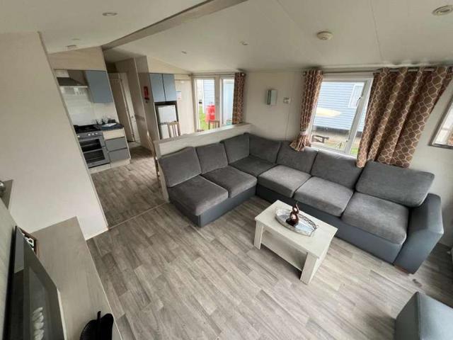 2 Bedroom Mobile Home