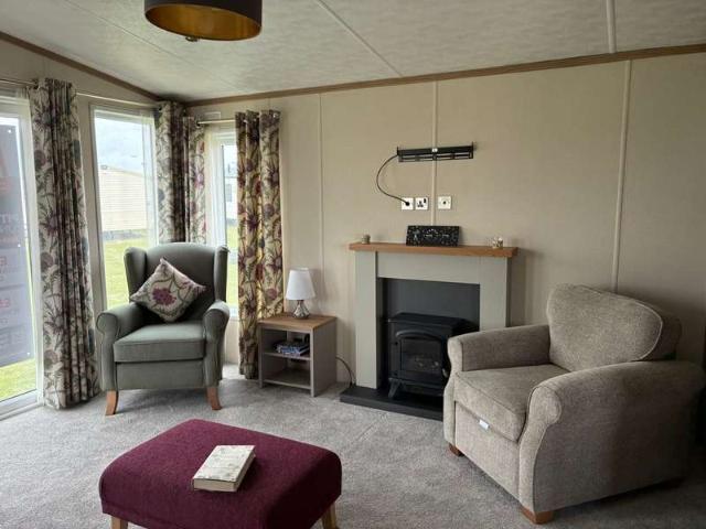 2 Bedroom Mobile Home