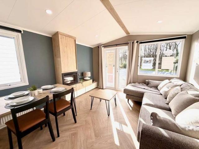 2 Bedroom Mobile Home
