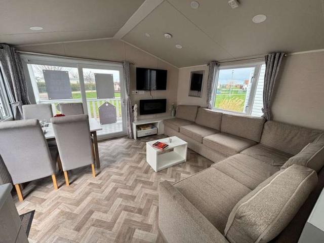 2 Bedroom Mobile Home