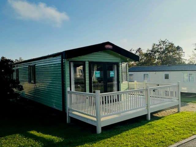 2 Bedroom Mobile Home