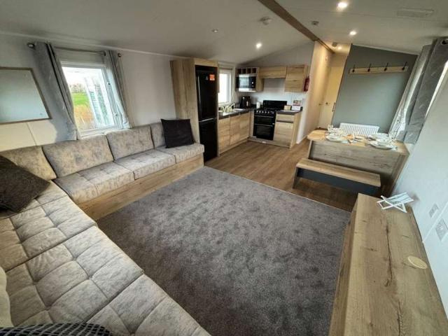 2 Bedroom Mobile Home