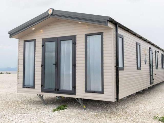 2 Bedroom Mobile Home