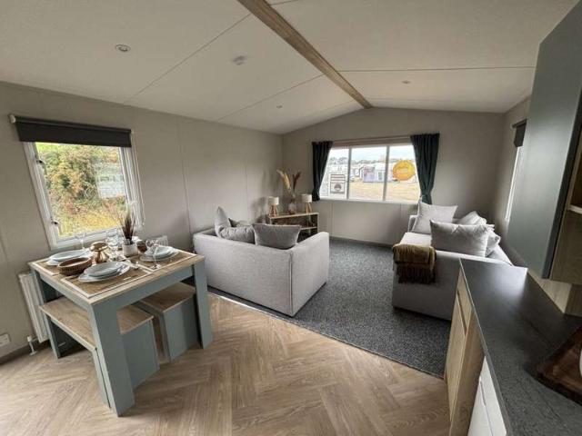 2 Bedroom Mobile Home