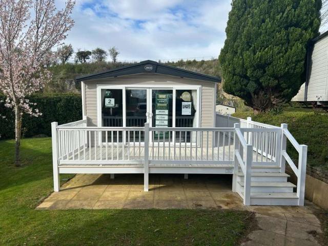 2 Bedroom Mobile Home