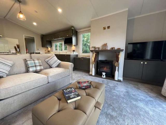 2 Bedroom Mobile Home