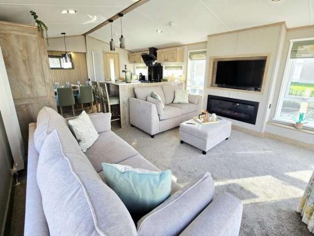 2 Bedroom Mobile Home