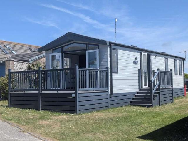 2 Bedroom Mobile Home