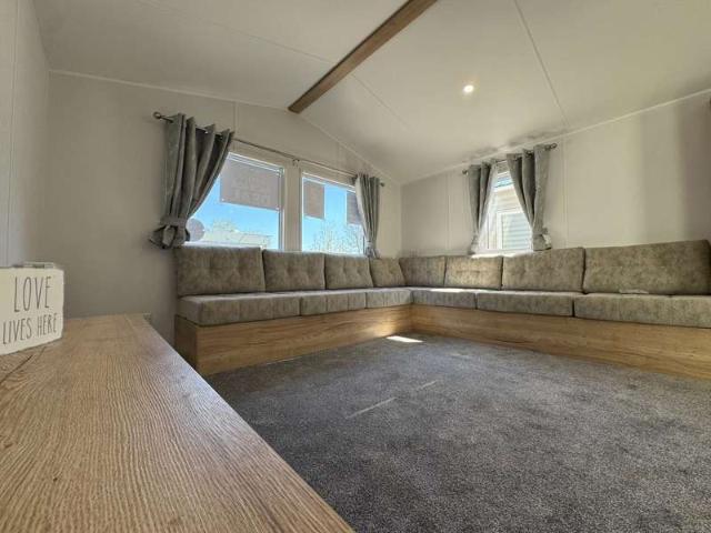2 Bedroom Mobile Home