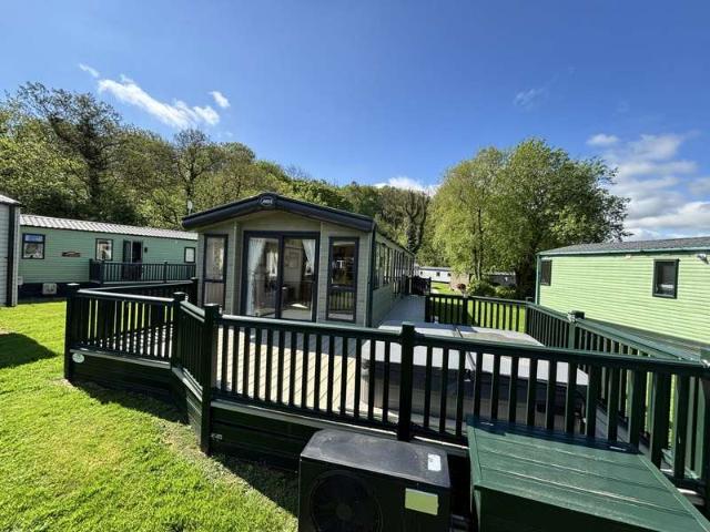 2 Bedroom Mobile Home
