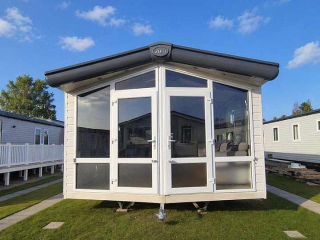 2 Bedroom Mobile Home
