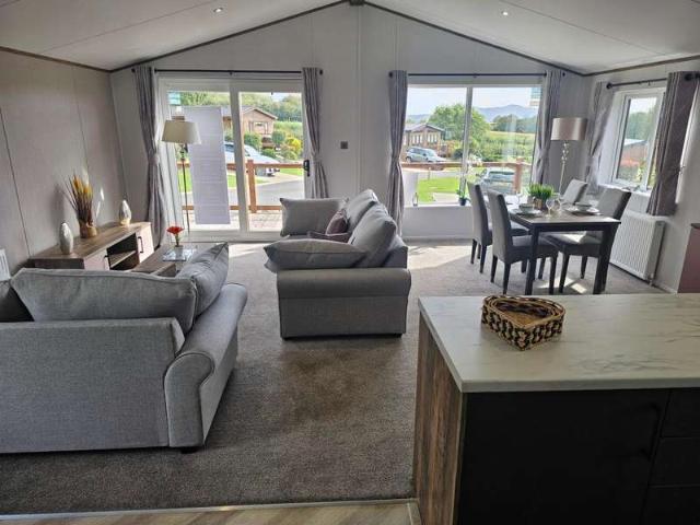2 Bedroom Mobile Home