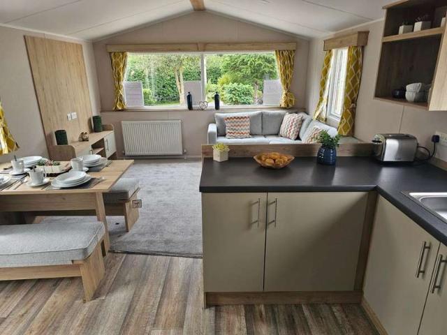 2 Bedroom Mobile Home