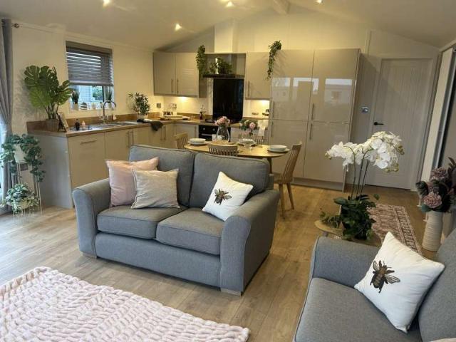 2 Bedroom Mobile Home