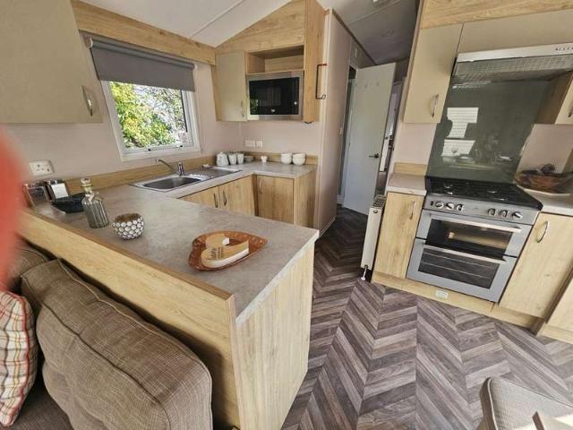 2 Bedroom Mobile Home