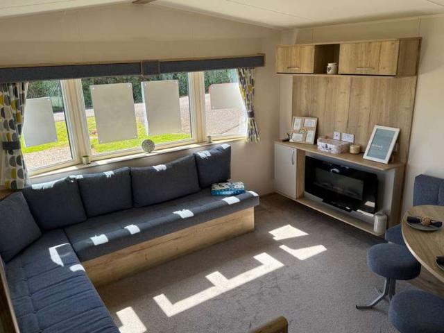 2 Bedroom Mobile Home