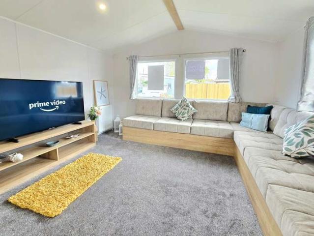2 Bedroom Mobile Home