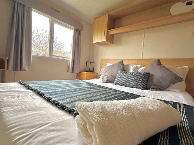 2 Bedroom Mobile Home
