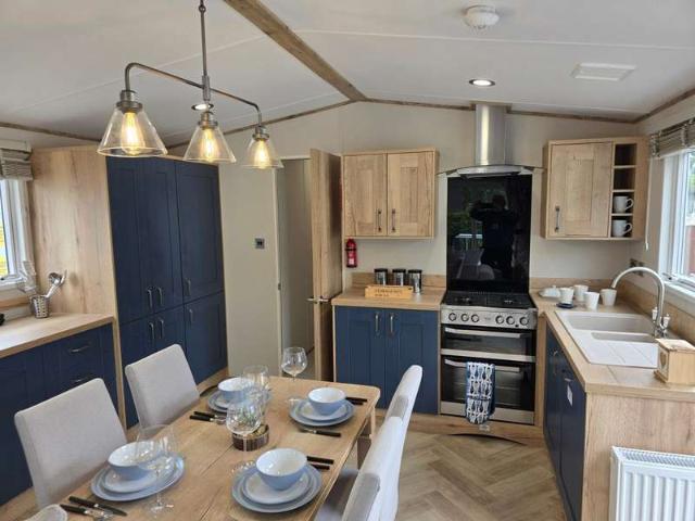 2 Bedroom Mobile Home