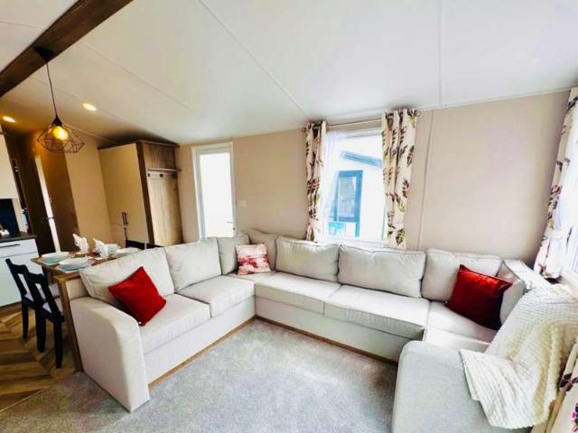 2 Bedroom Mobile Home