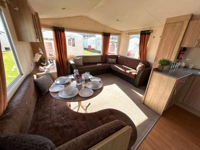 2 Bedroom Mobile Home