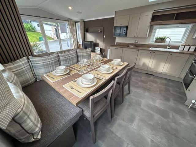 2 Bedroom Mobile Home