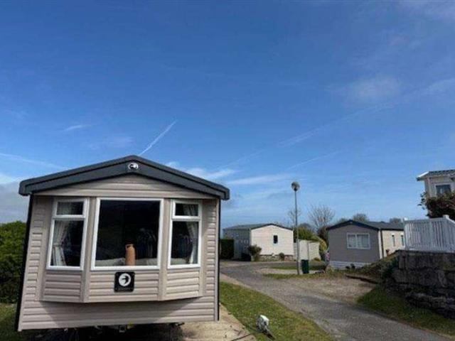 2 Bedroom Mobile Home