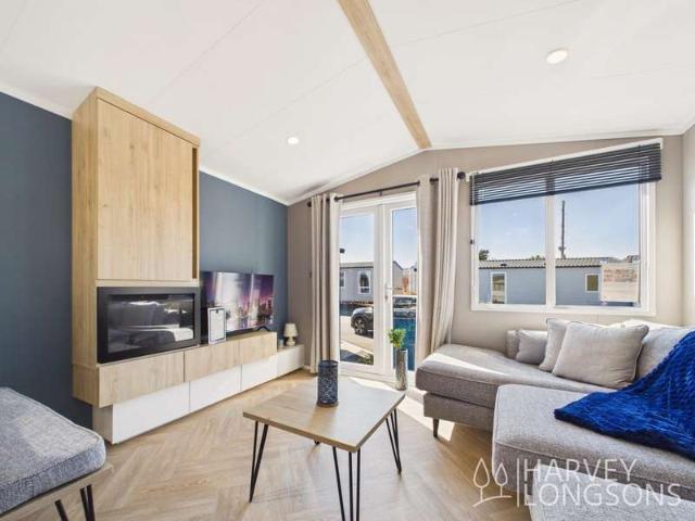2 Bedroom Mobile Home