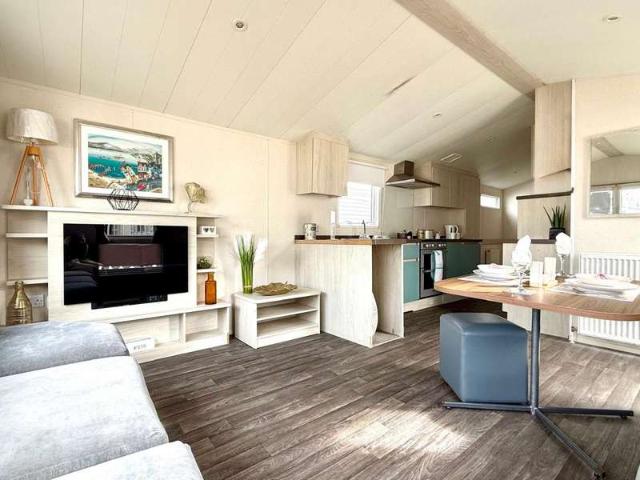 2 Bedroom Mobile Home