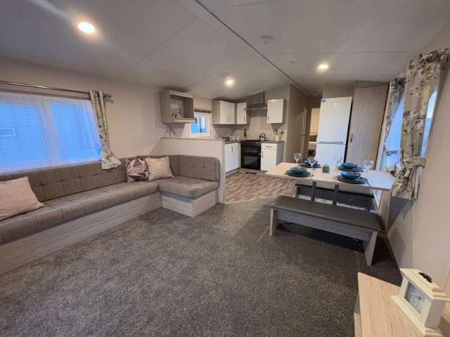 2 Bedroom Mobile Home