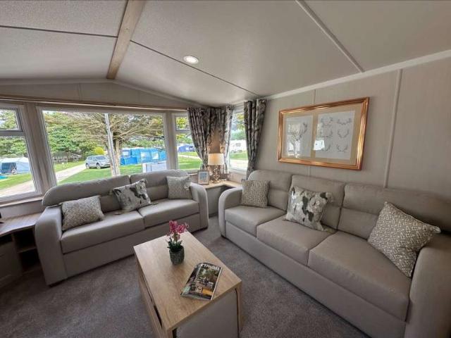 2 Bedroom Mobile Home