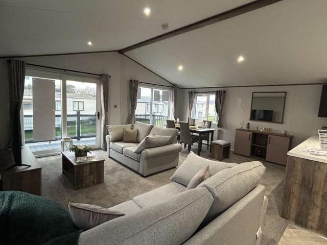 2 Bedroom Mobile Home