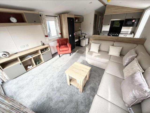 2 Bedroom Mobile Home