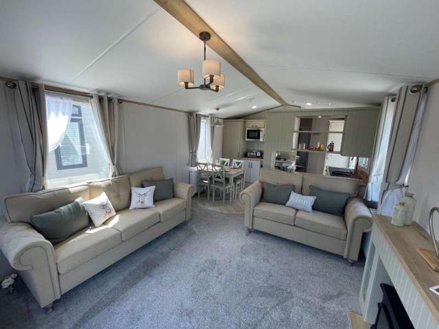 2 Bedroom Mobile Home
