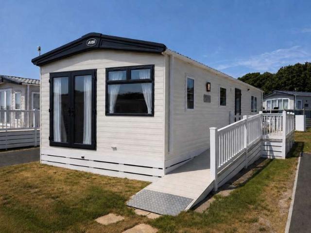 2 Bedroom Mobile Home