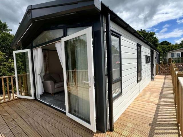 2 Bedroom Mobile Home
