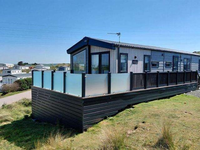 2 Bedroom Mobile Home