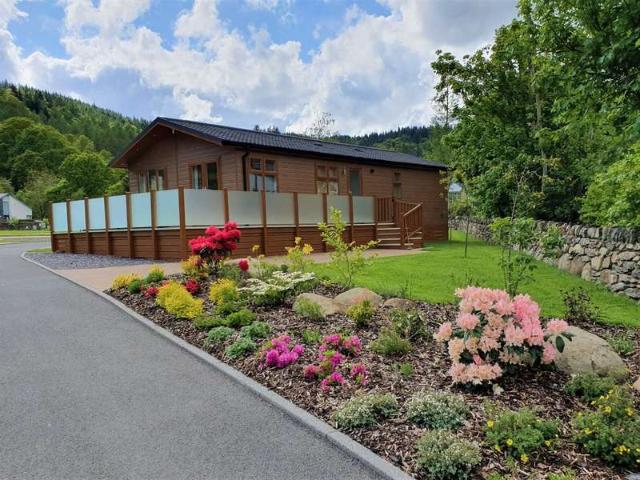 2 Bedroom Mobile Home
