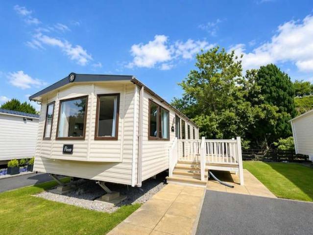 2 Bedroom Mobile Home