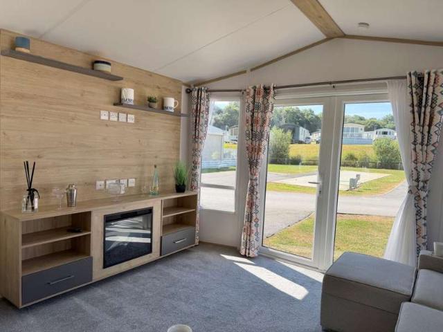 2 Bedroom Mobile Home