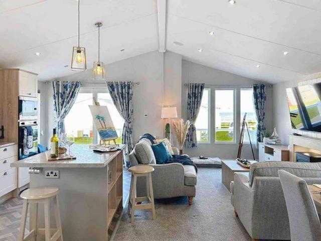 2 Bedroom Mobile Home