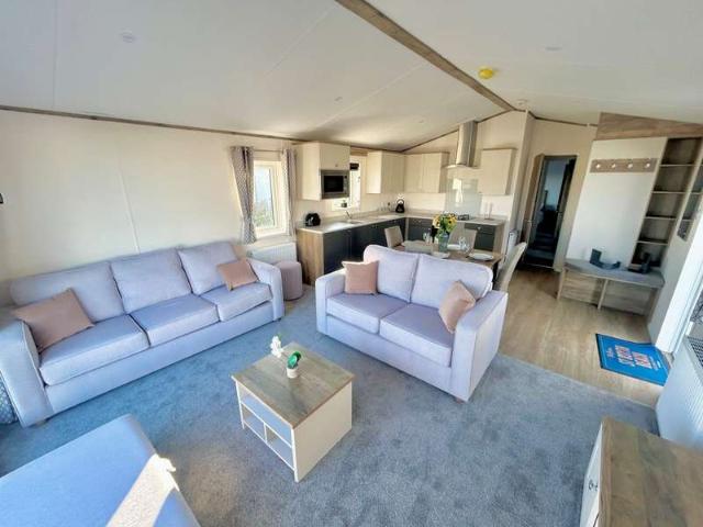 2 Bedroom Mobile Home