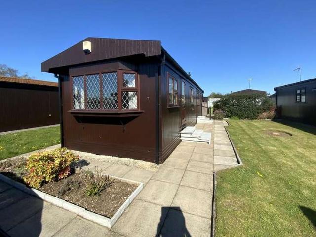 2 Bedroom Mobile Home