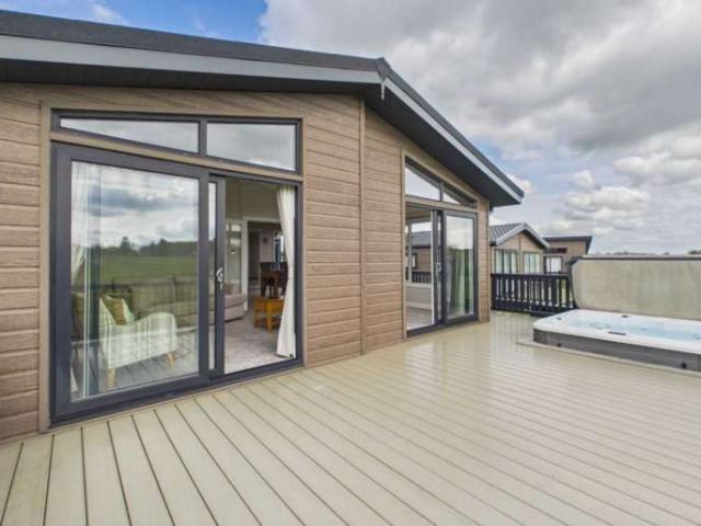 2 Bedroom Mobile Home