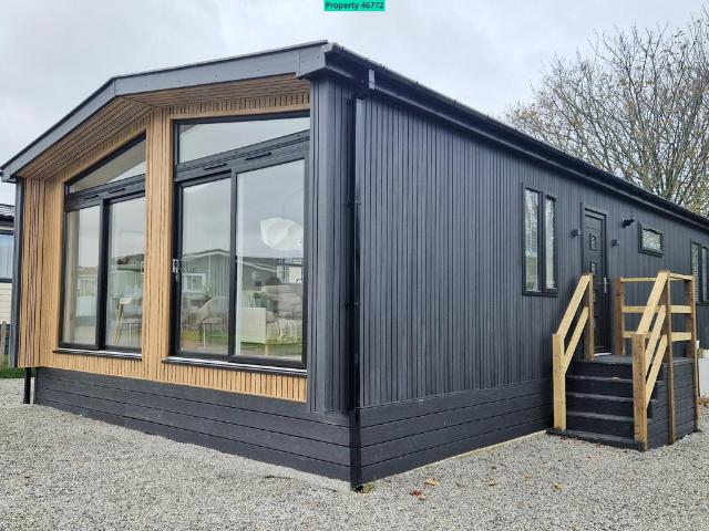 2 bedroom mobile home for sale