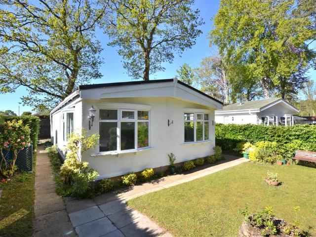 2 bedroom mobile home for sale
