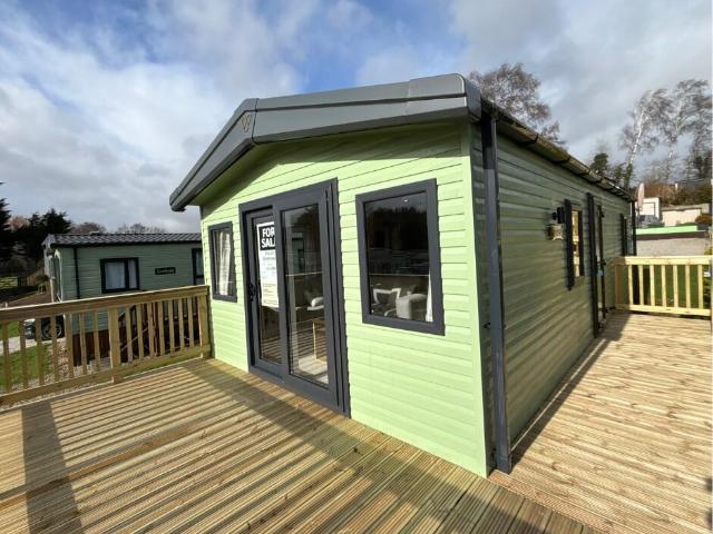 2 bedroom mobile home for sale