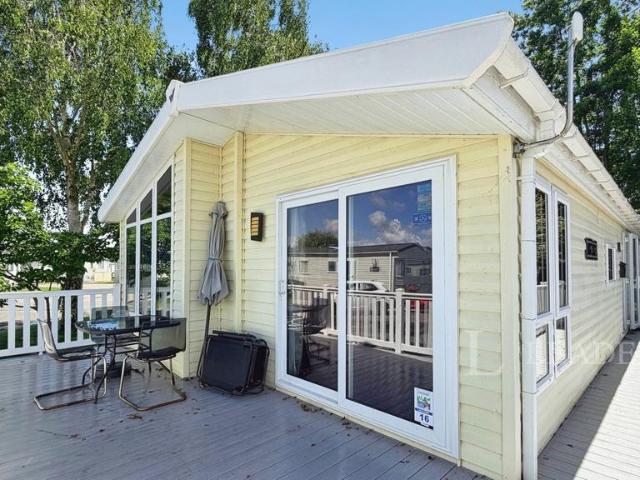 2 bedroom mobile home for sale